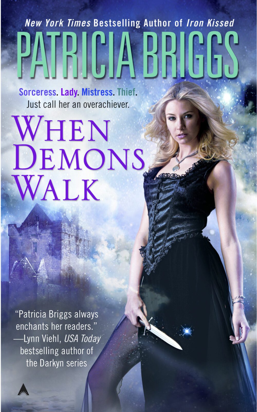 All 55+ Patricia Briggs Books in Order [Ultimate Guide]